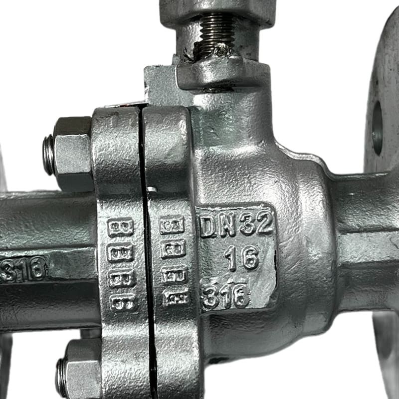 Buy PN16 DN32 Stainless steel ball valve AISI 316, seat PTFE — Sealing ...