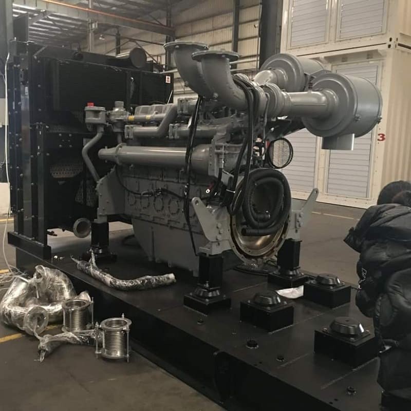 Buy Industrial diesel generator XHYP-2000GF with ATS, engine Perkins ...